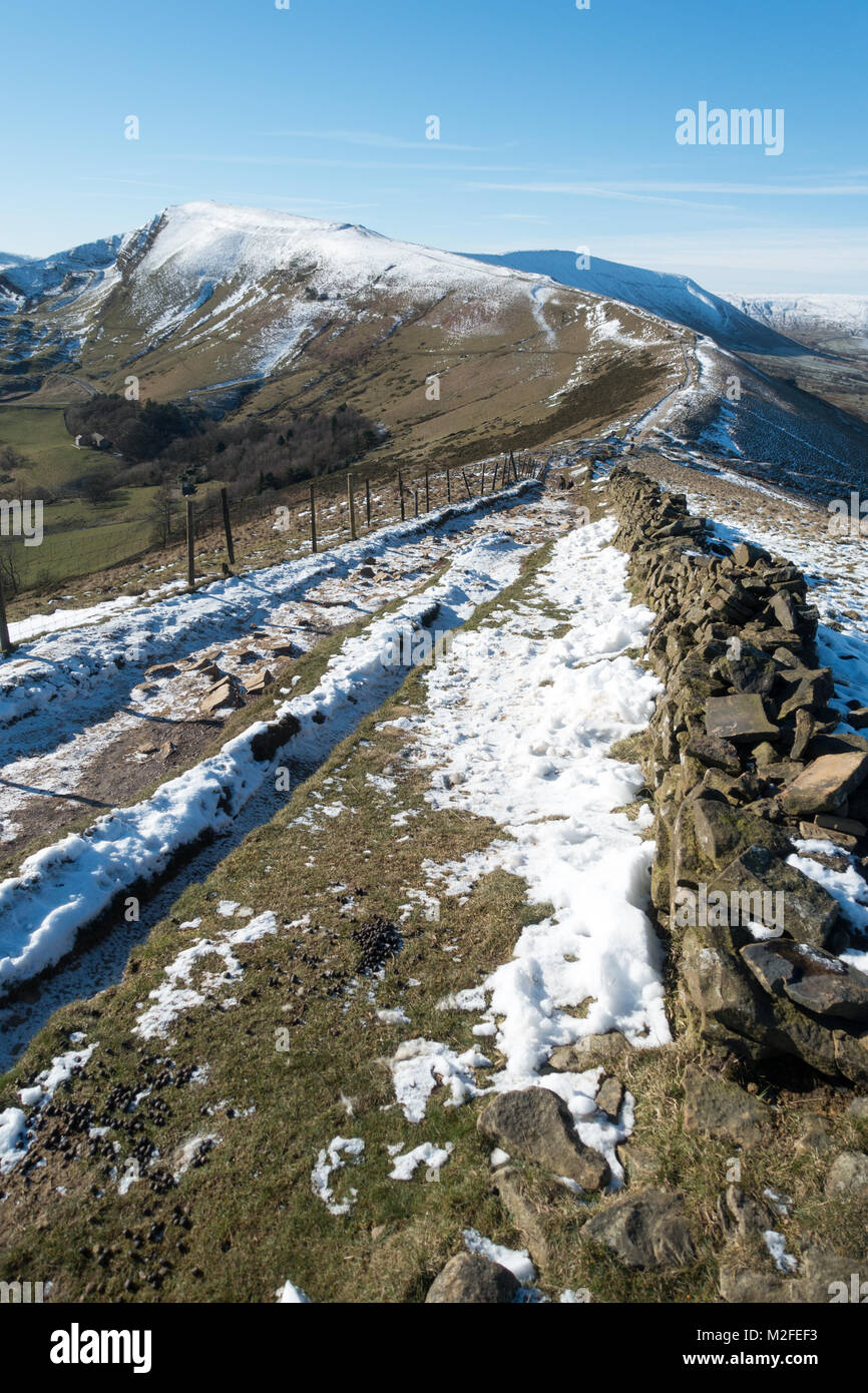 A winters day walking from Castleton in the Peak District National Park ...