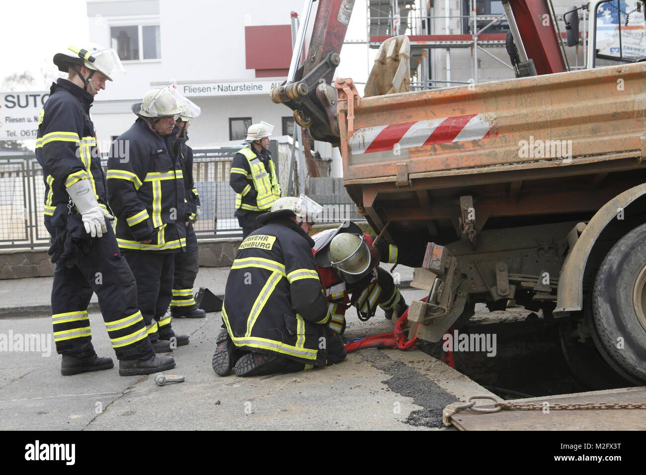 Unfall mit rettungsdienst hi-res stock photography and images - Alamy