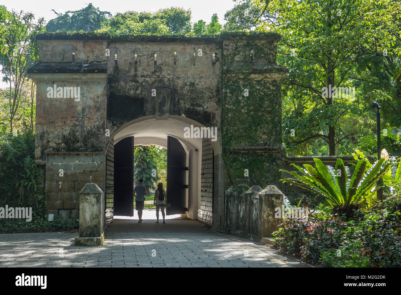 Singapore, Fort Canning Park, old fort gate Stock Photo - Alamy