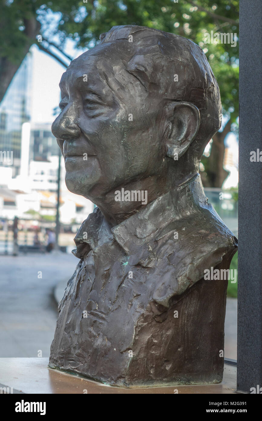 Singapore, Deng Xiaoping bust, Chinese leader Stock Photo - Alamy