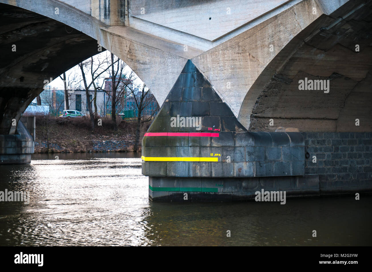 Old damaged bridge hi-res stock photography and images - Alamy