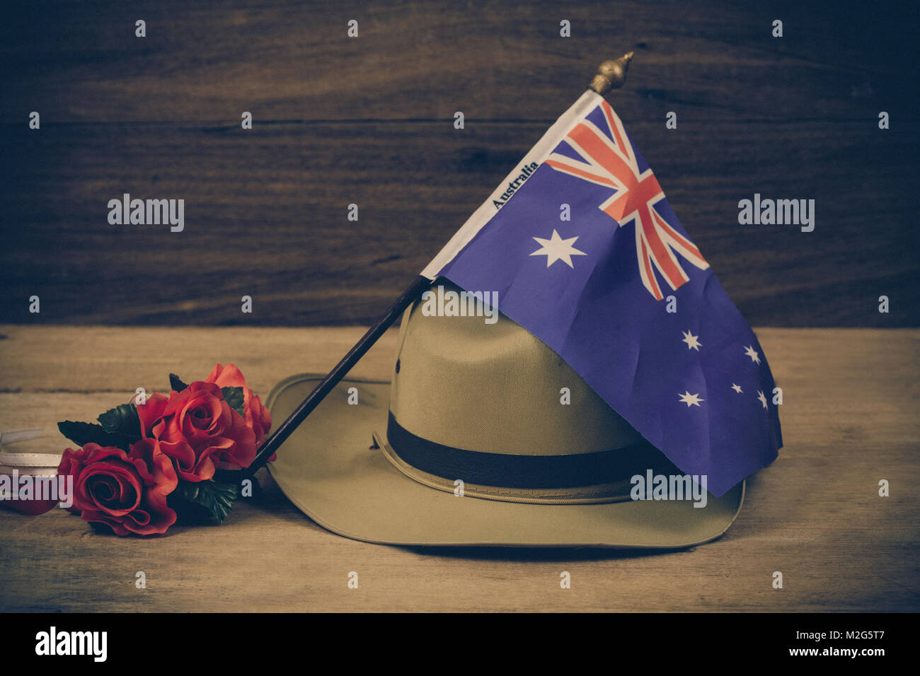 Anzac army slouch hat with Australian Flag on vintage Stock Photo - Alamy