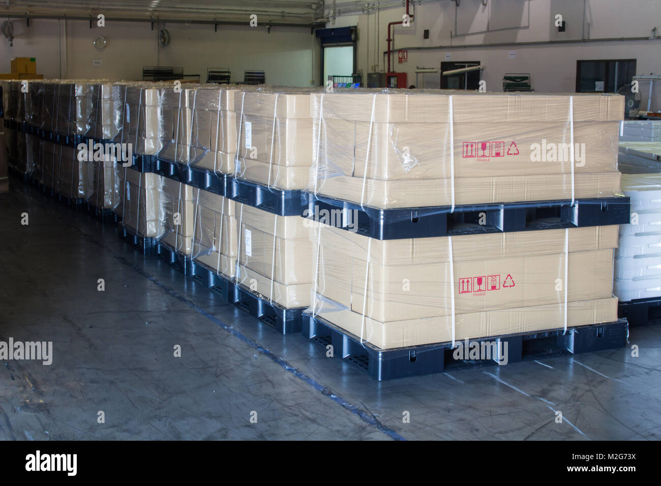 The boxes package ready for shipment at in warehouse Stock Photo - Alamy