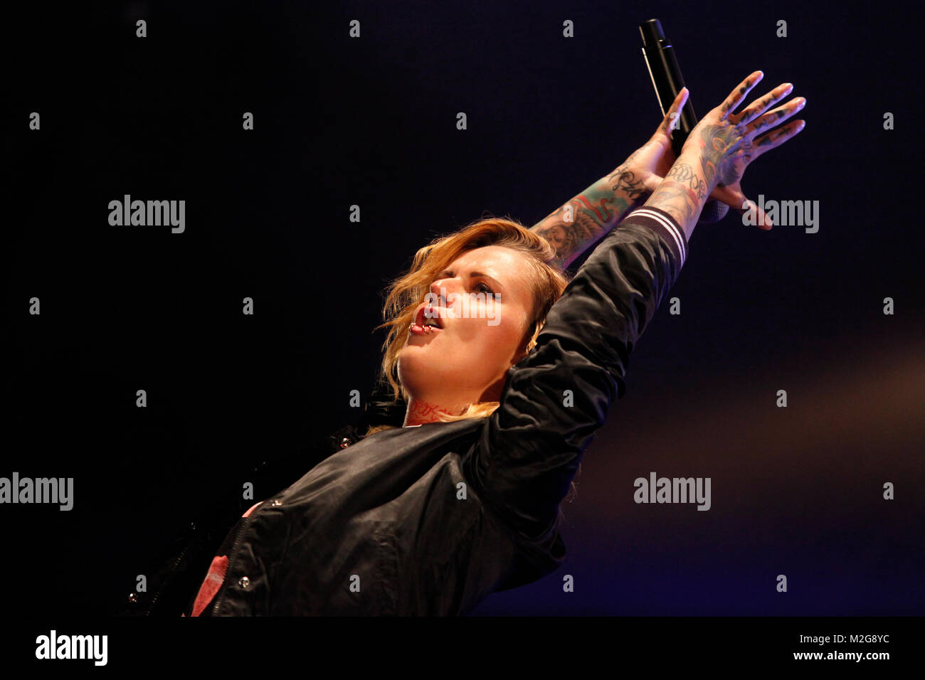 Jennifer rostock hi-res stock photography and images - Alamy