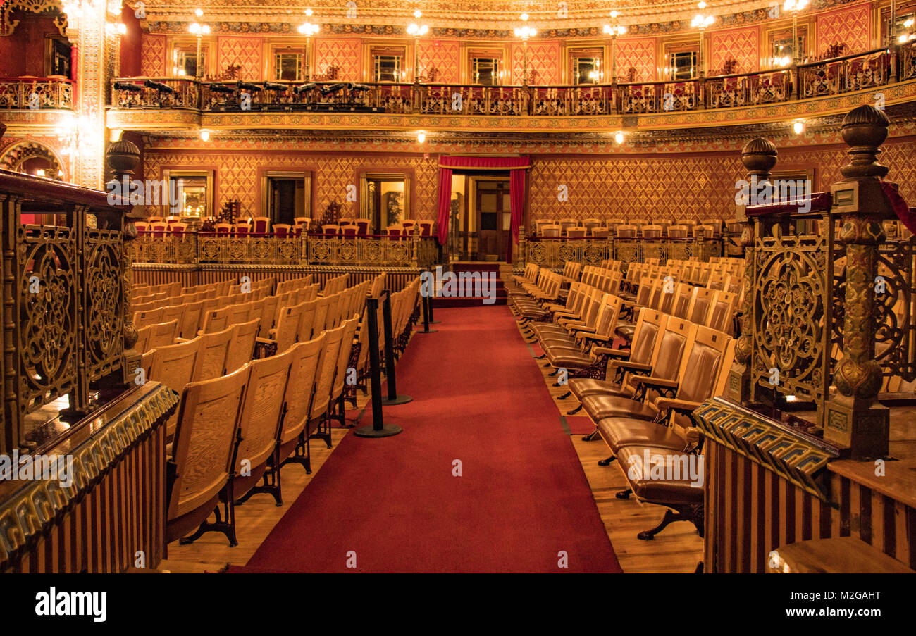 Inside old warehouse hi-res stock photography and images - Alamy