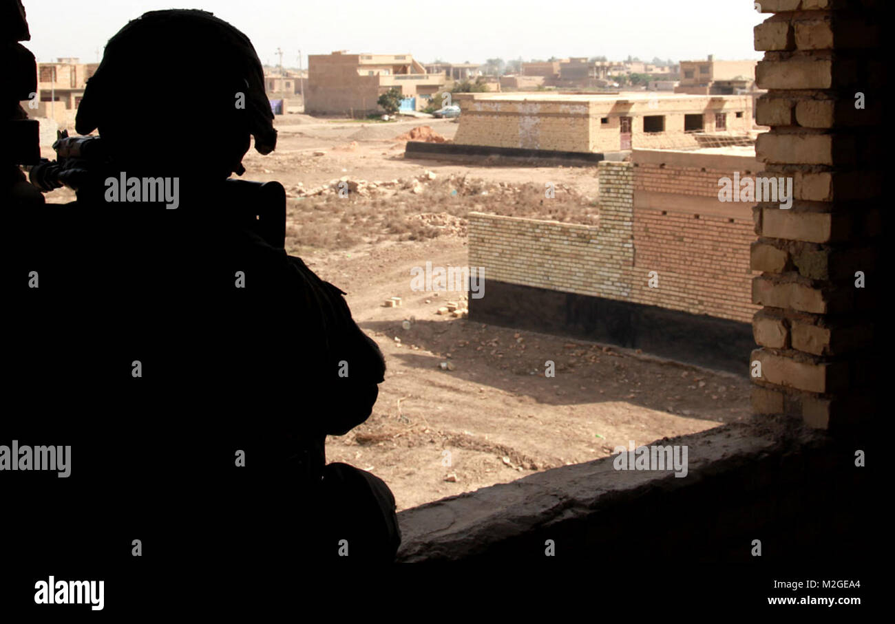 Adapting the army hi-res stock photography and images - Alamy