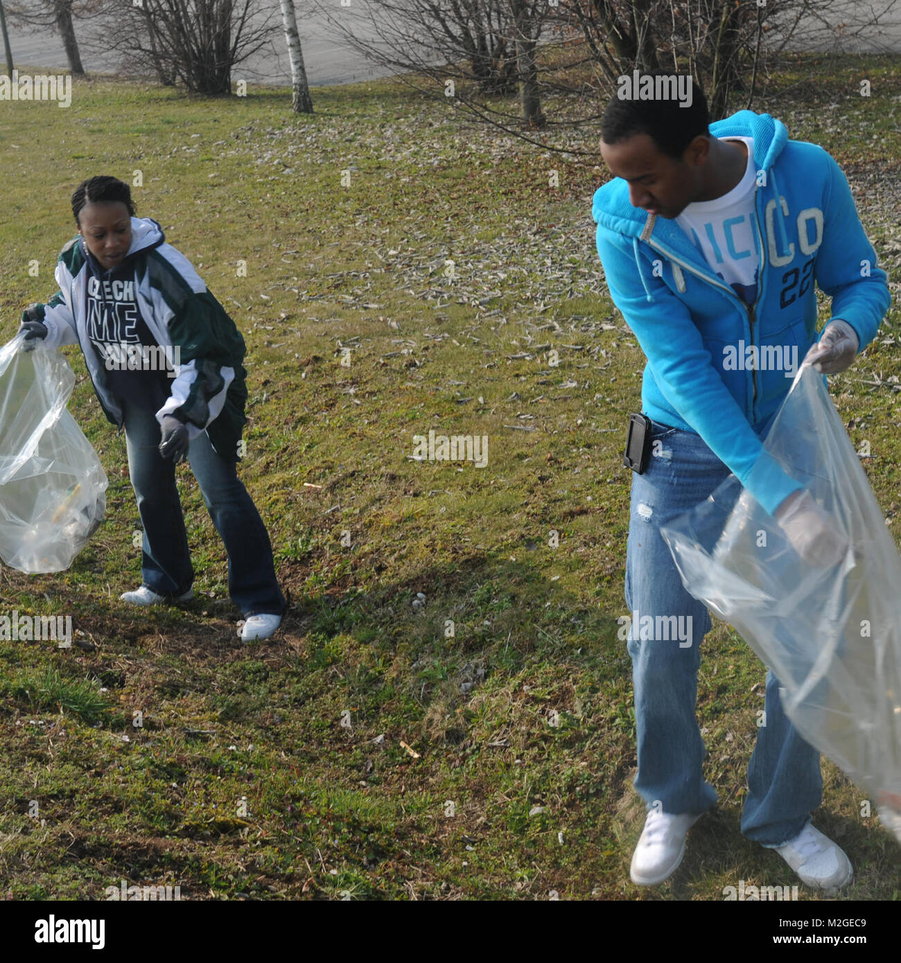Senior Airman Shaun Haynes and Tech. Sgt. Sonya Braxton, 31st Force ...