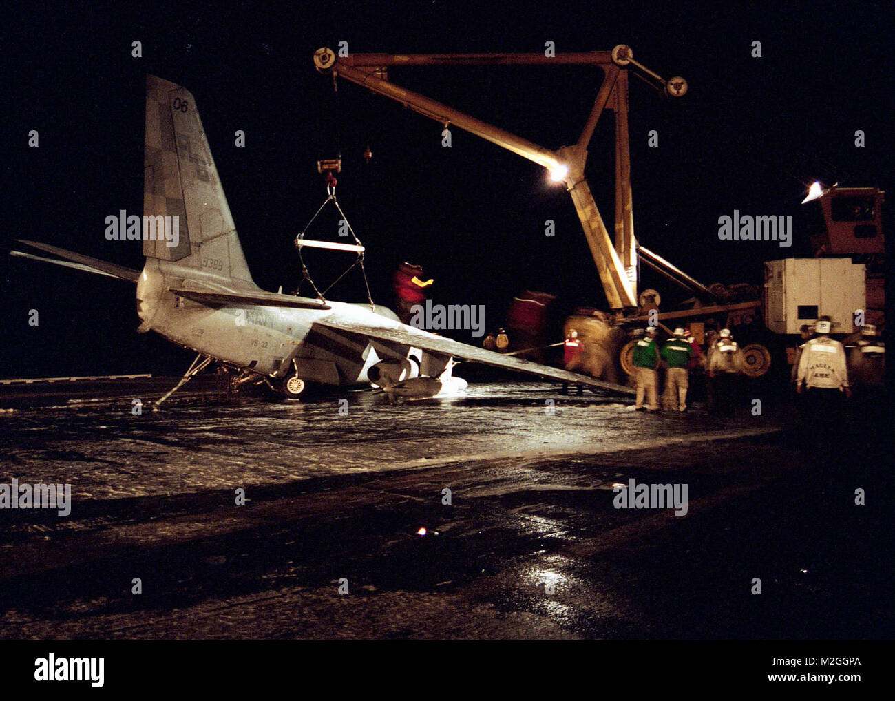 Tilly crash crane hi-res stock photography and images - Alamy