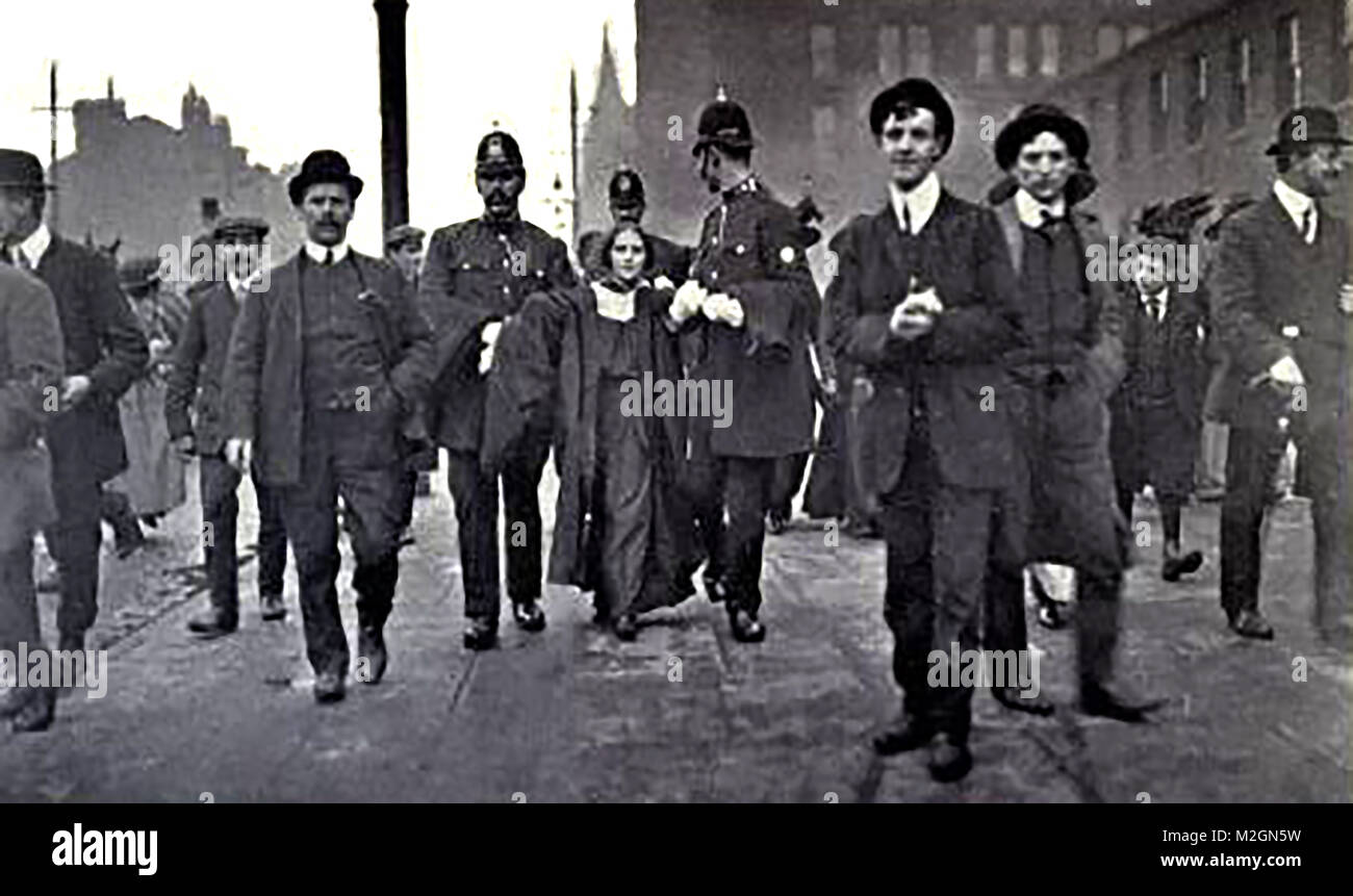 Suffragettes - Arrest of Miss Dora Marsden outside of Victoria ...