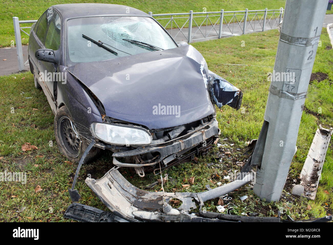 car collision with a pillar lighting Stock Photo - Alamy