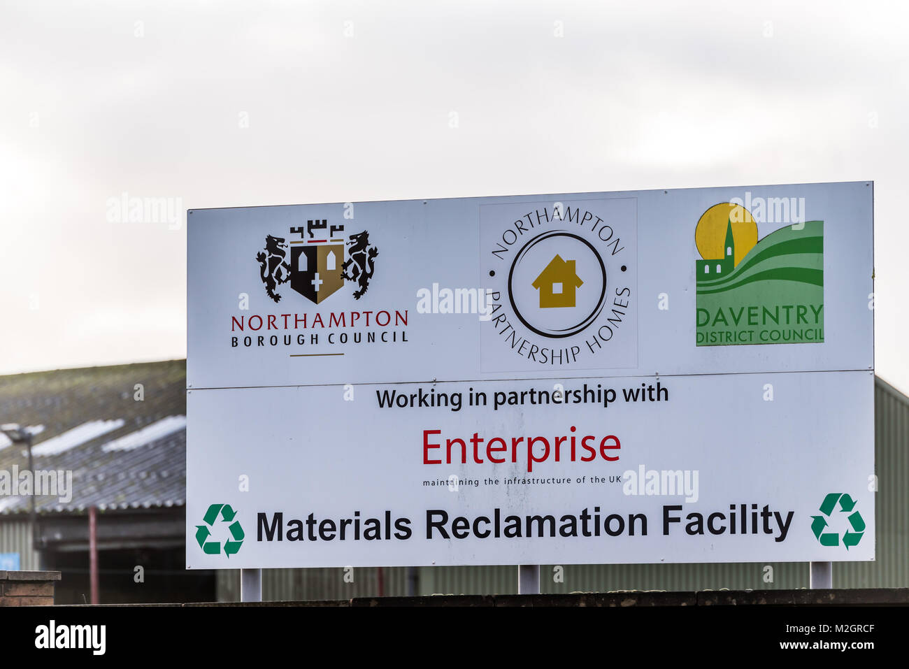 Materials reclamation facility hi-res stock photography and images - Alamy