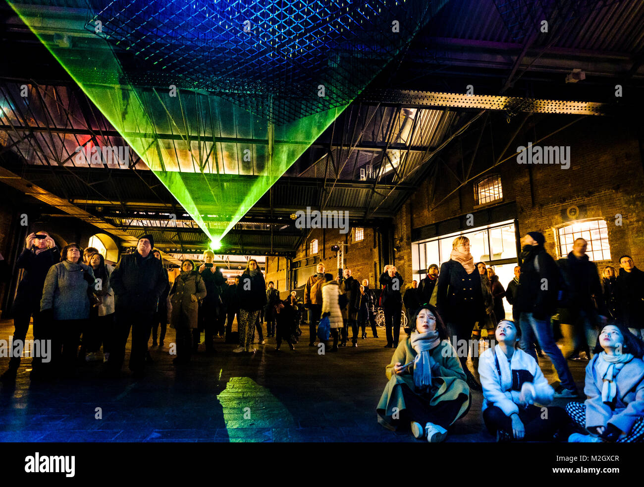 Crowds enjoy Aether by the Architecture Social Club with Max Cooper ...