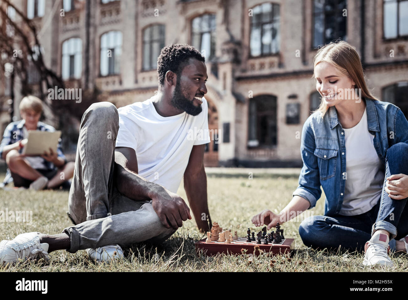 Student playing chess hi-res stock photography and images - Alamy