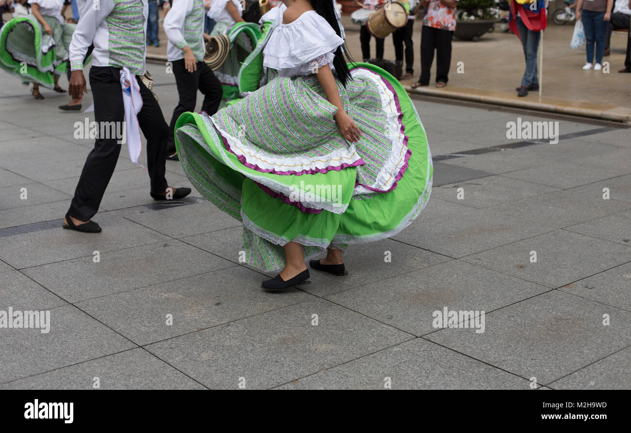 Colombian folk dance group with traditional clothing Stock Photo - Alamy