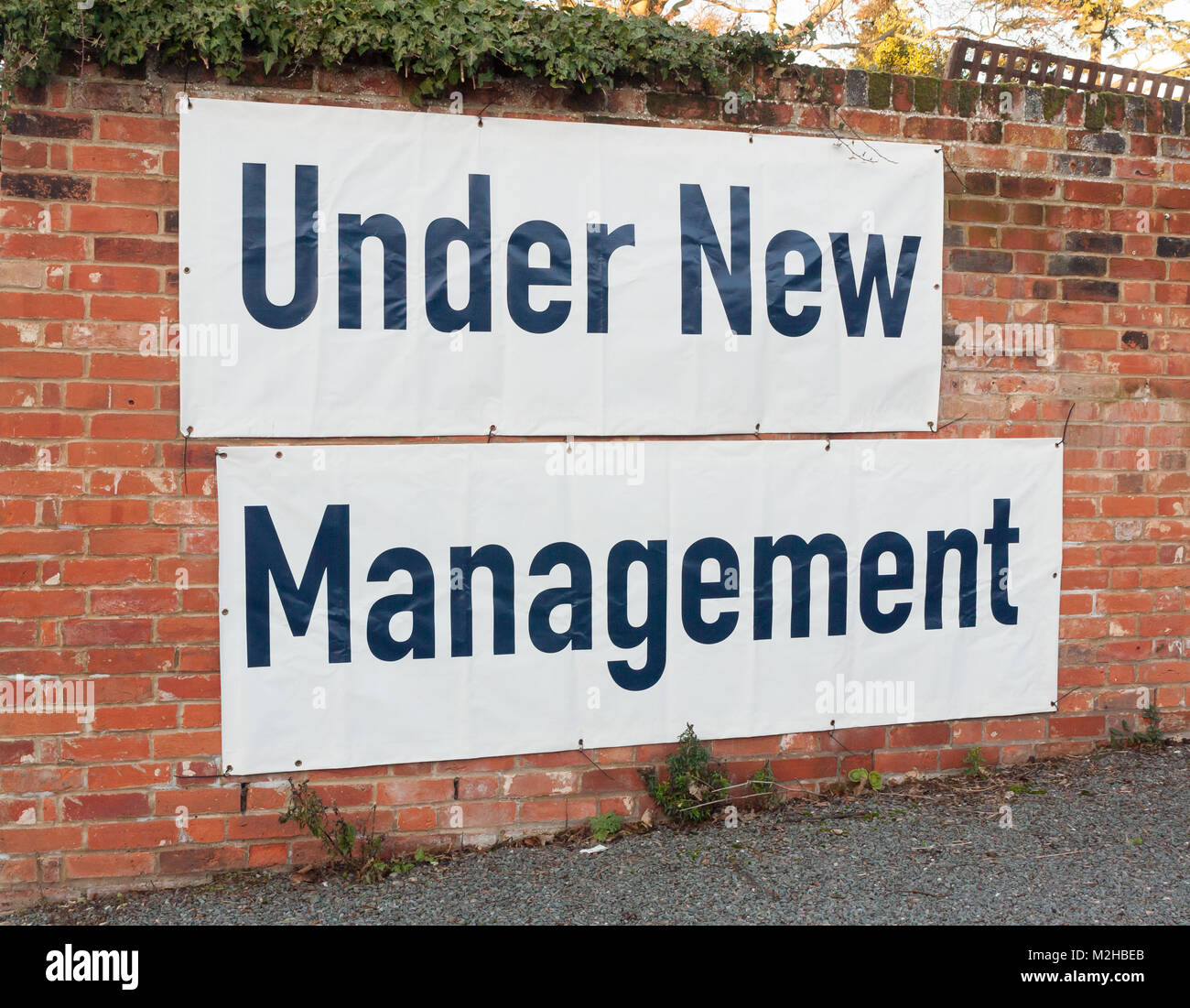 Under new management sign hi-res stock photography and images - Alamy