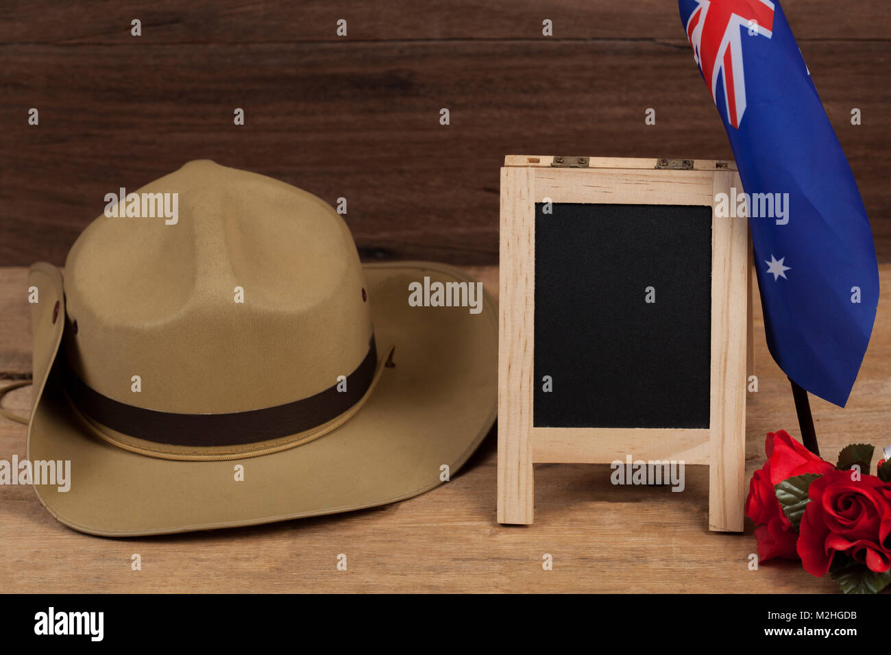 Australian army slouch hat hi-res stock photography and images - Alamy