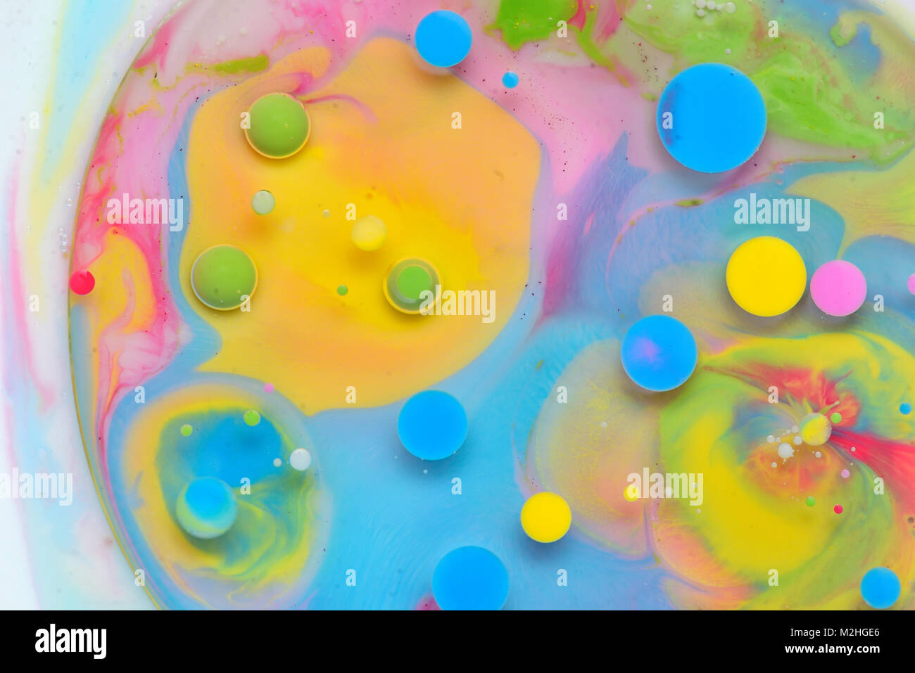 Wet ellipse hi-res stock photography and images - Alamy