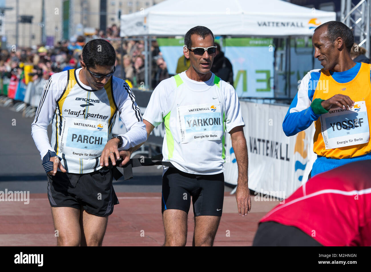 Blind runner hi-res stock photography and images - Alamy