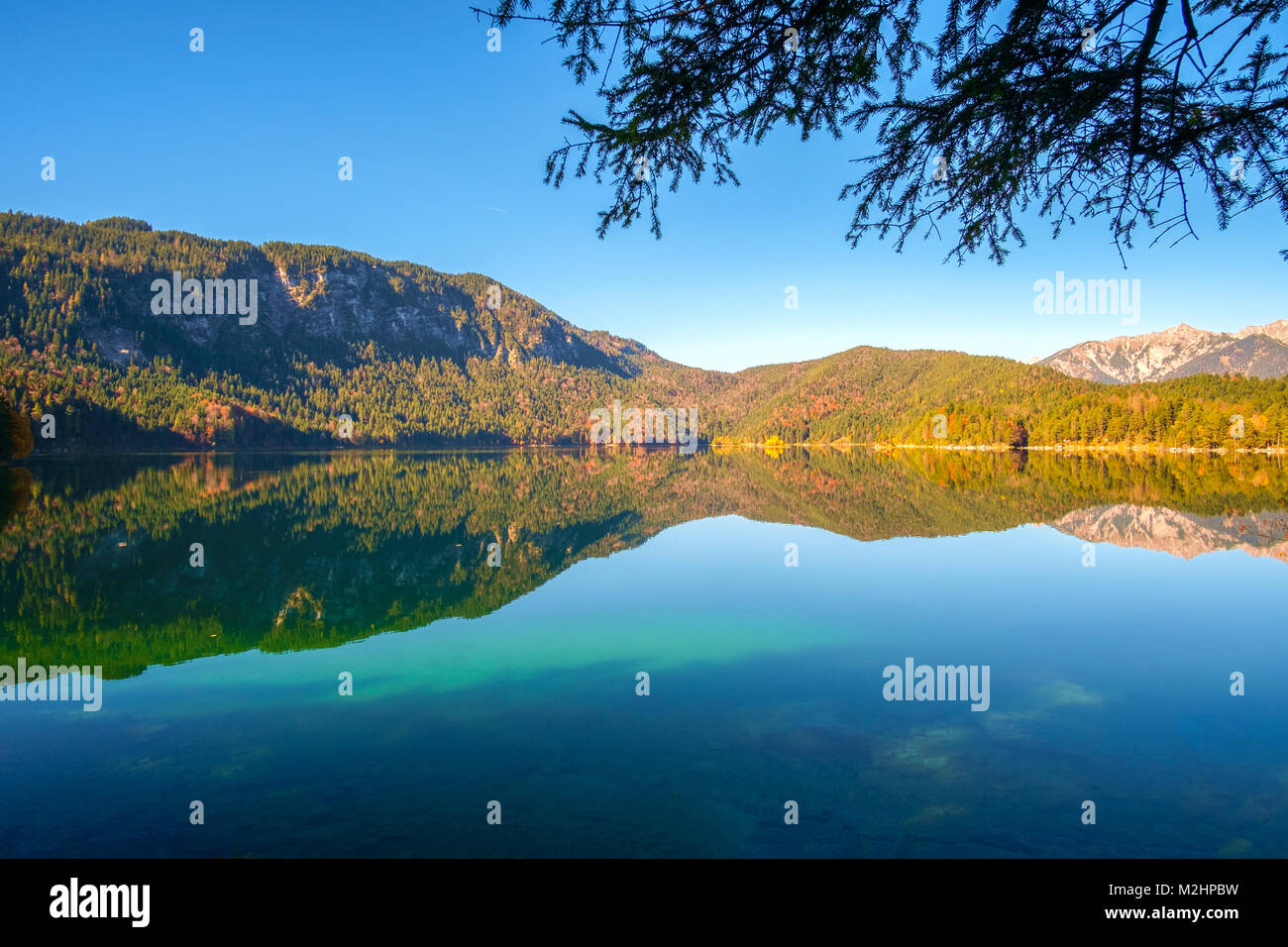 Wonderful autumn of Eibsee lake of Bavarian Alps in Germany, Europe ...