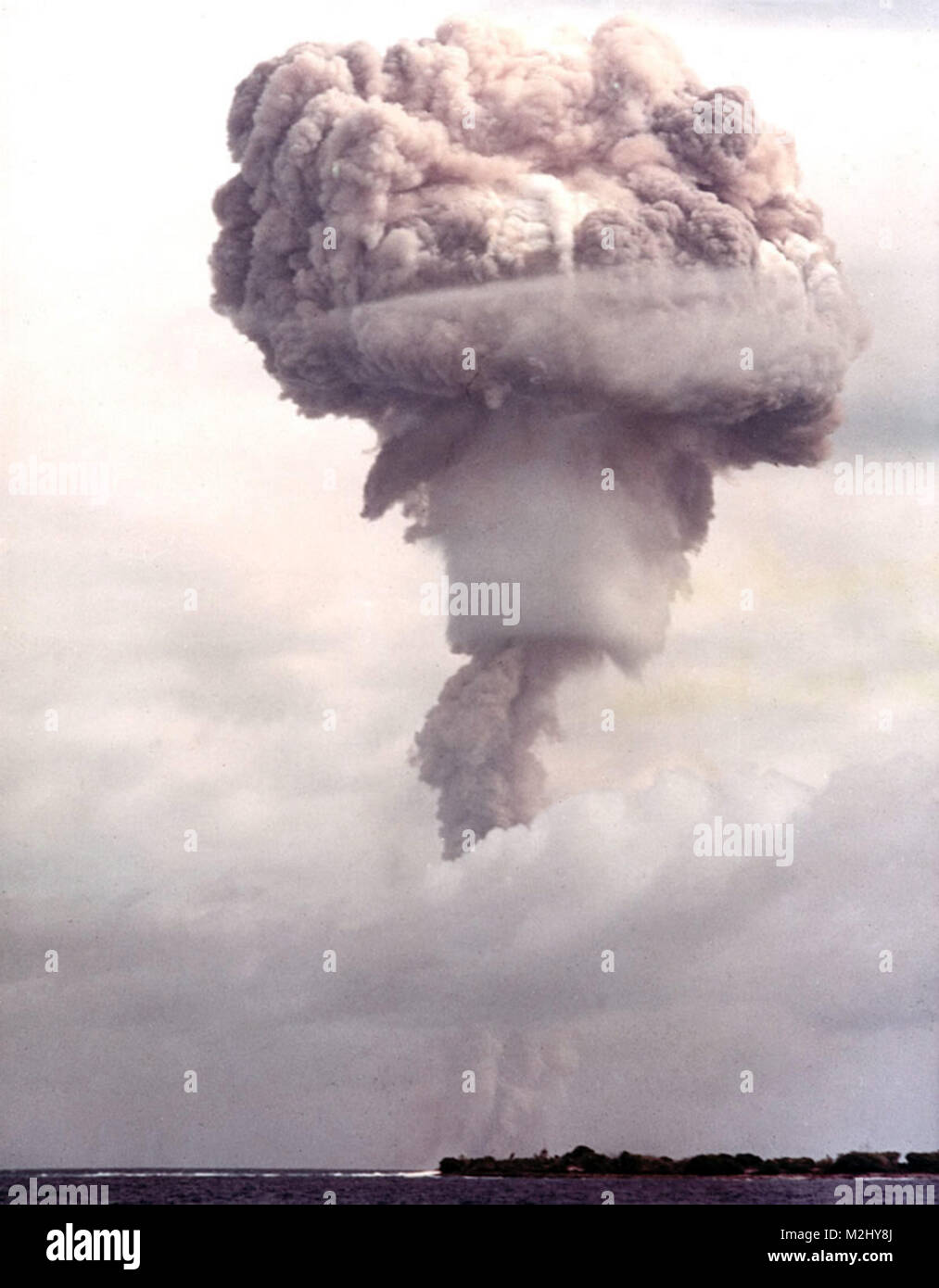 Hydrogen devices hydrogen weapon hi-res stock photography and images ...