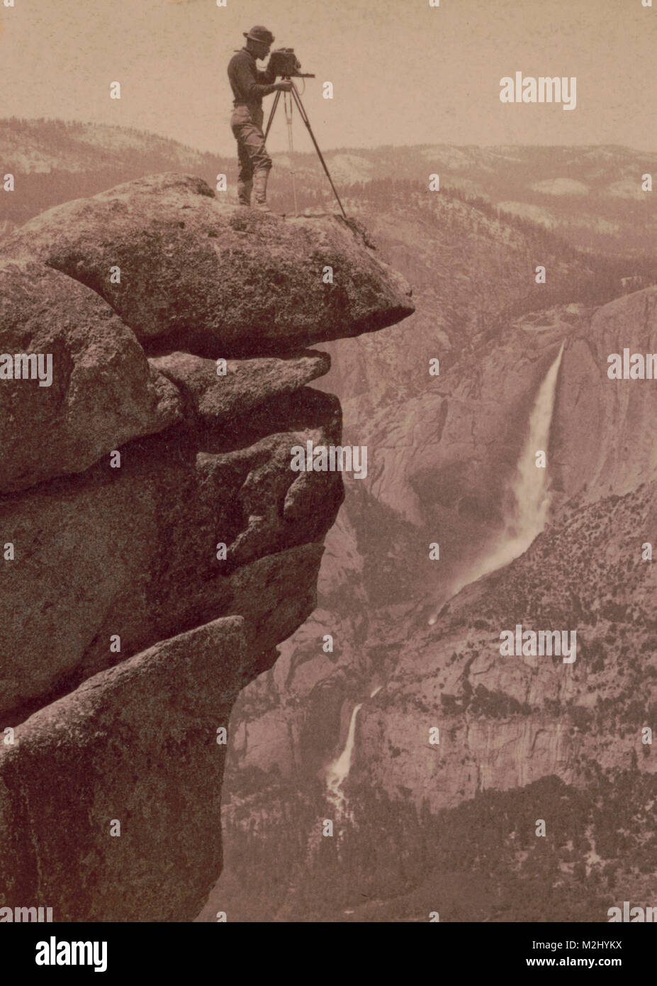 Photographing Yosemite Falls, 1902 Stock Photo - Alamy