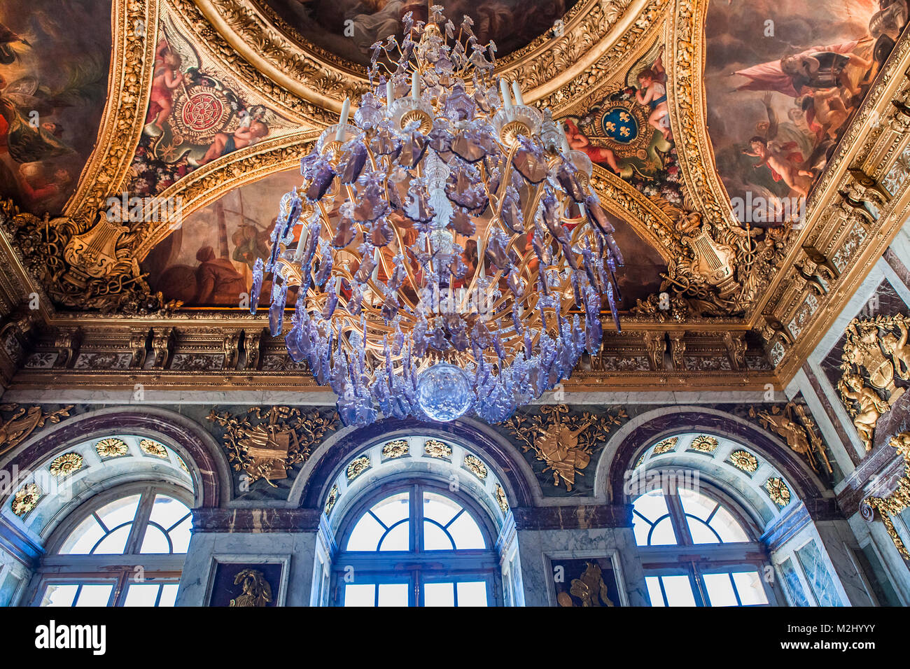 Versailles interiors mirrors hi-res stock photography and images - Alamy