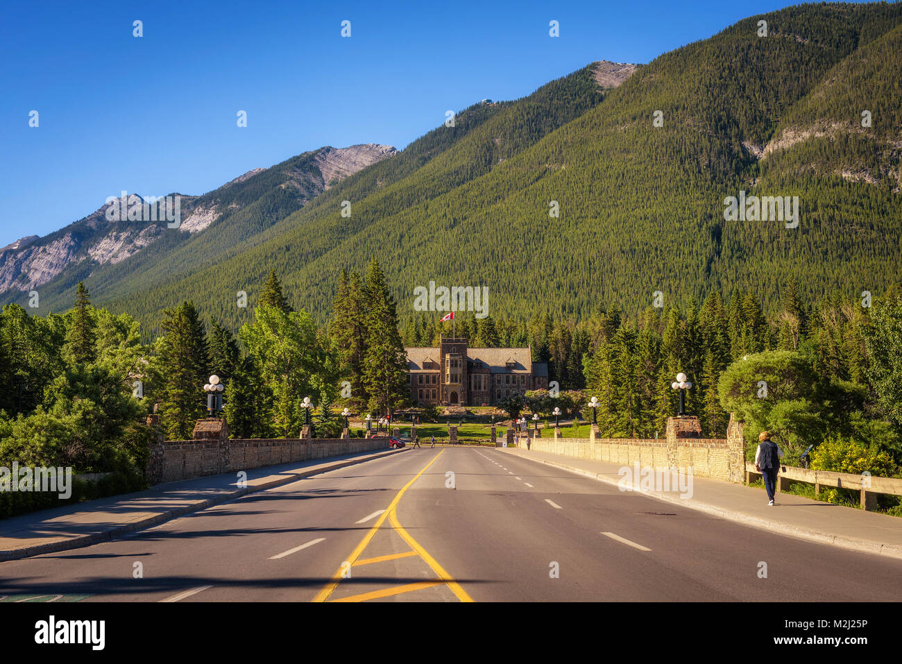 Cascade building hi-res stock photography and images - Alamy