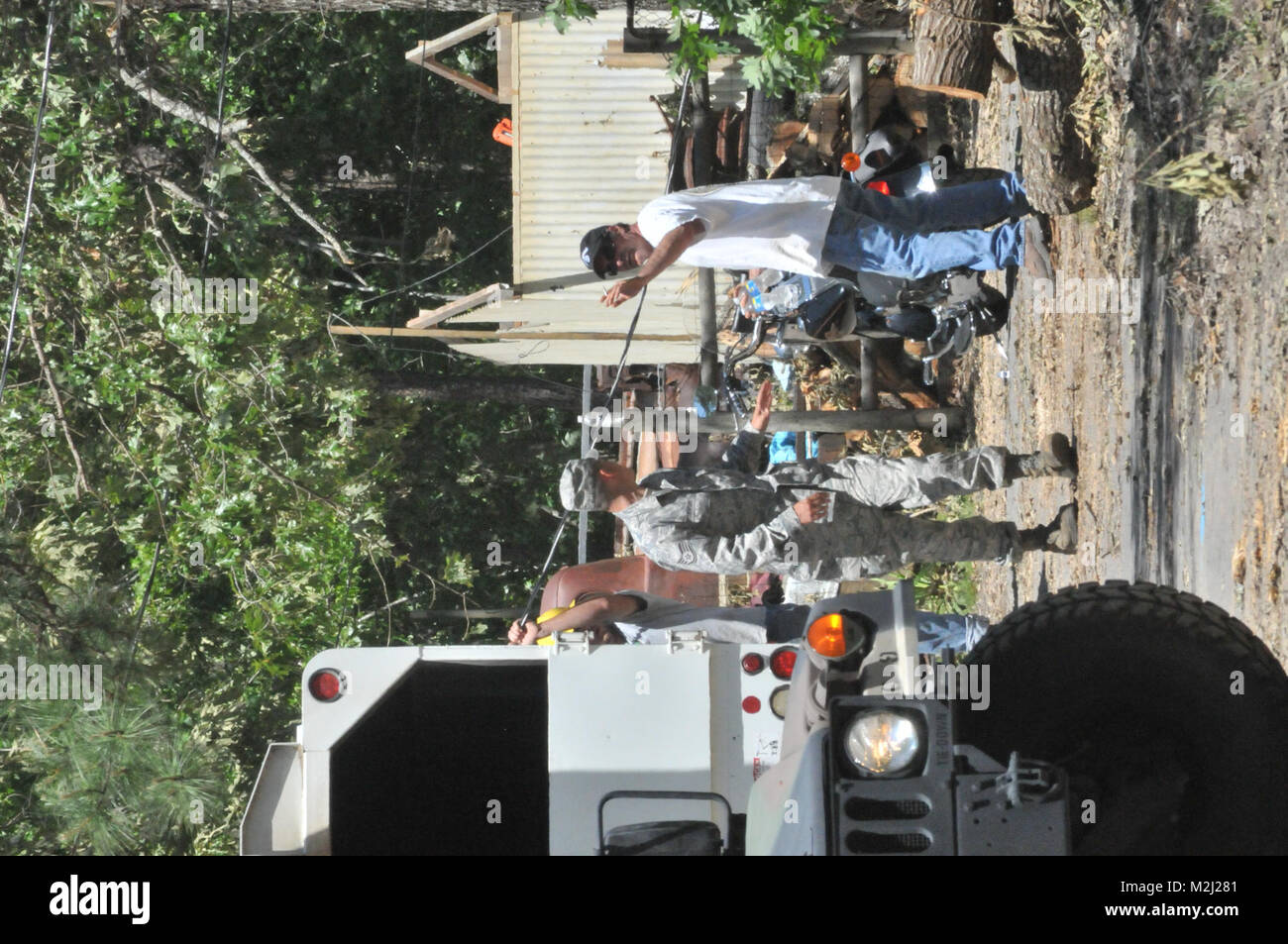 Welfare check hi-res stock photography and images - Alamy