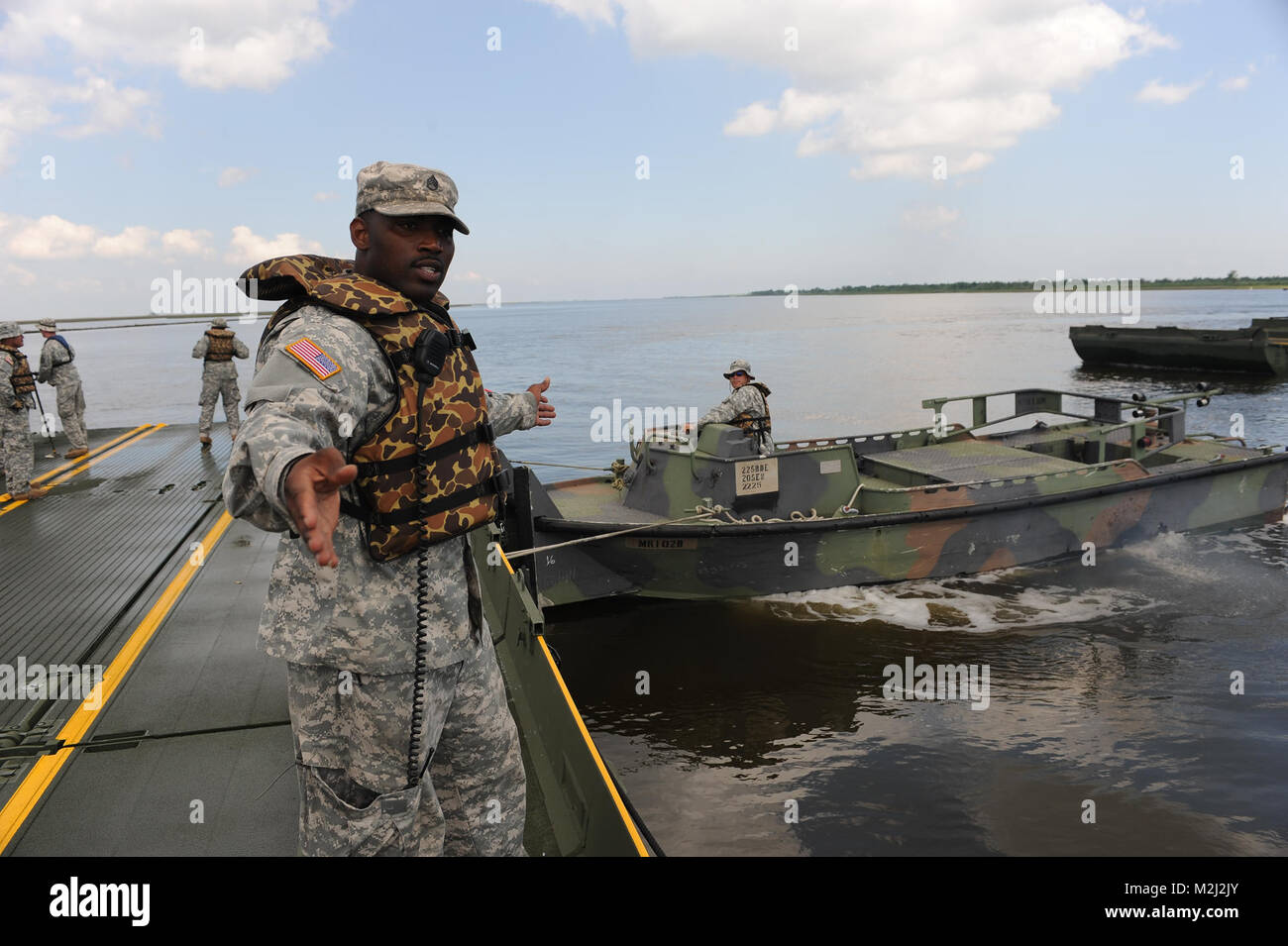 ST BERNARD, LA - Louisiana National Guardsmen of 2225th Multi-Role ...