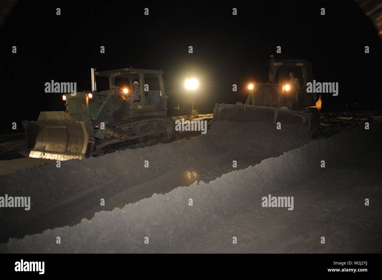 GRAND ISLE, La. – Heavy equipment operators from the Louisiana National ...