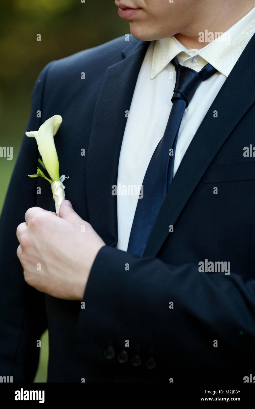 Best man buttonhole hi-res stock photography and images - Alamy