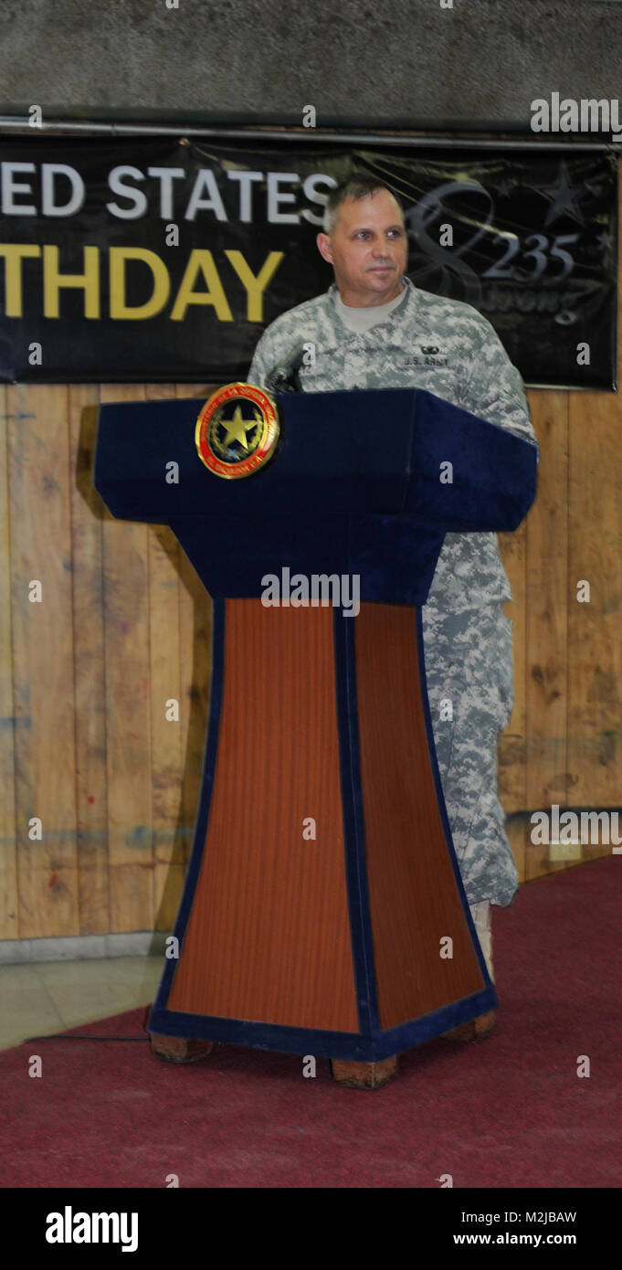 Lt gen stultz hi-res stock photography and images - Alamy