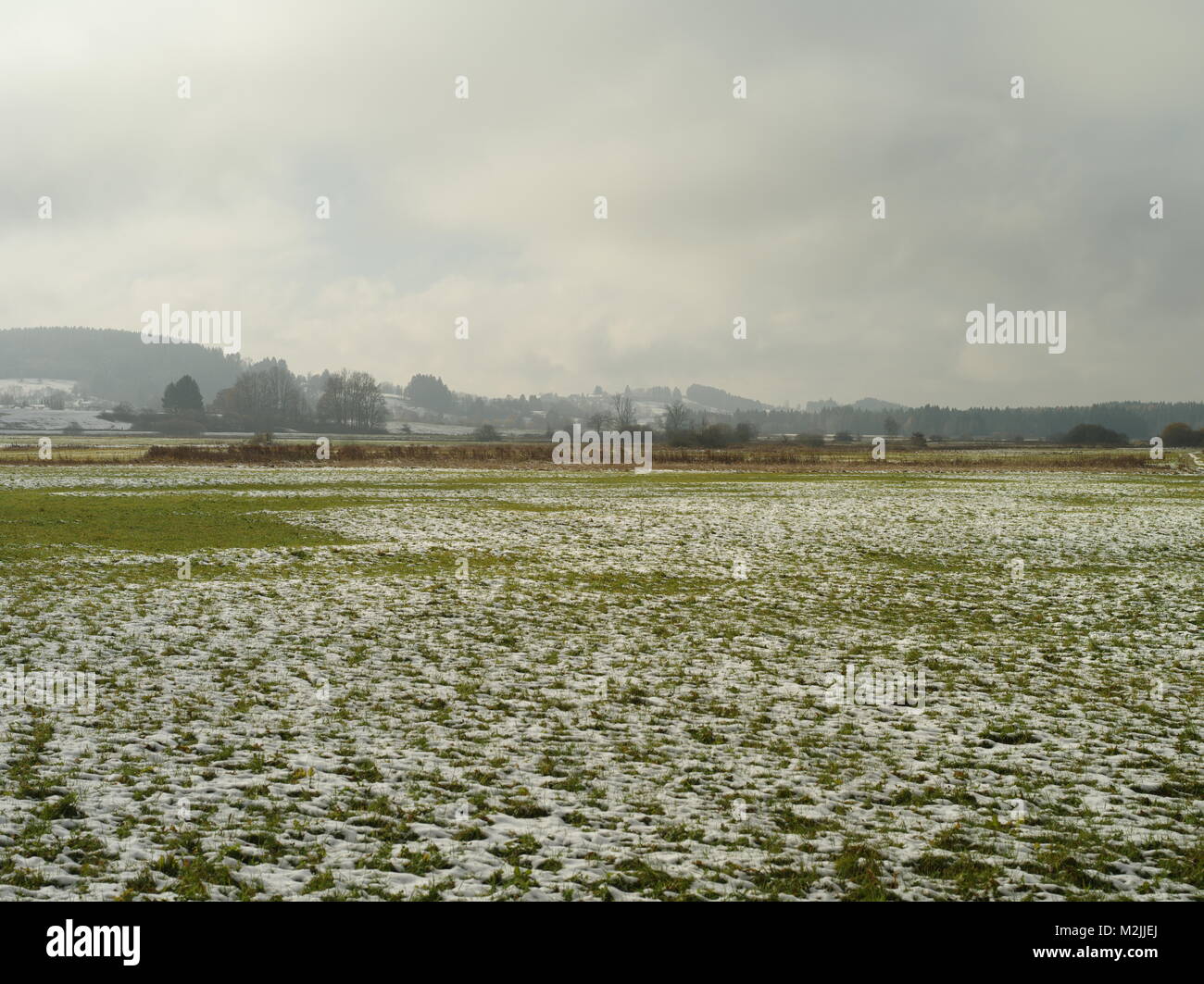 Fresh fallen hi-res stock photography and images - Alamy