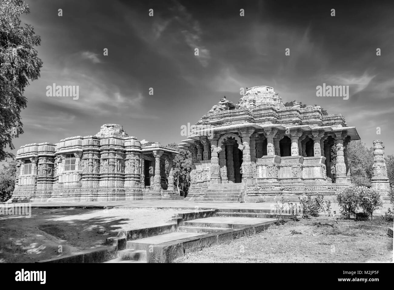 Mandap architecture Black and White Stock Photos & Images - Alamy