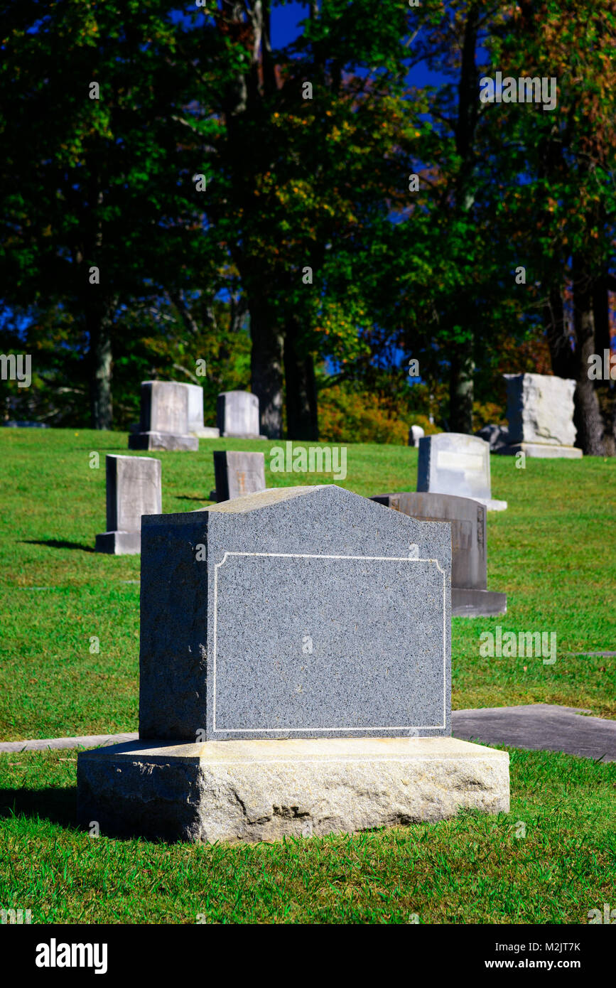 Blank tombstone hi-res stock photography and images - Alamy