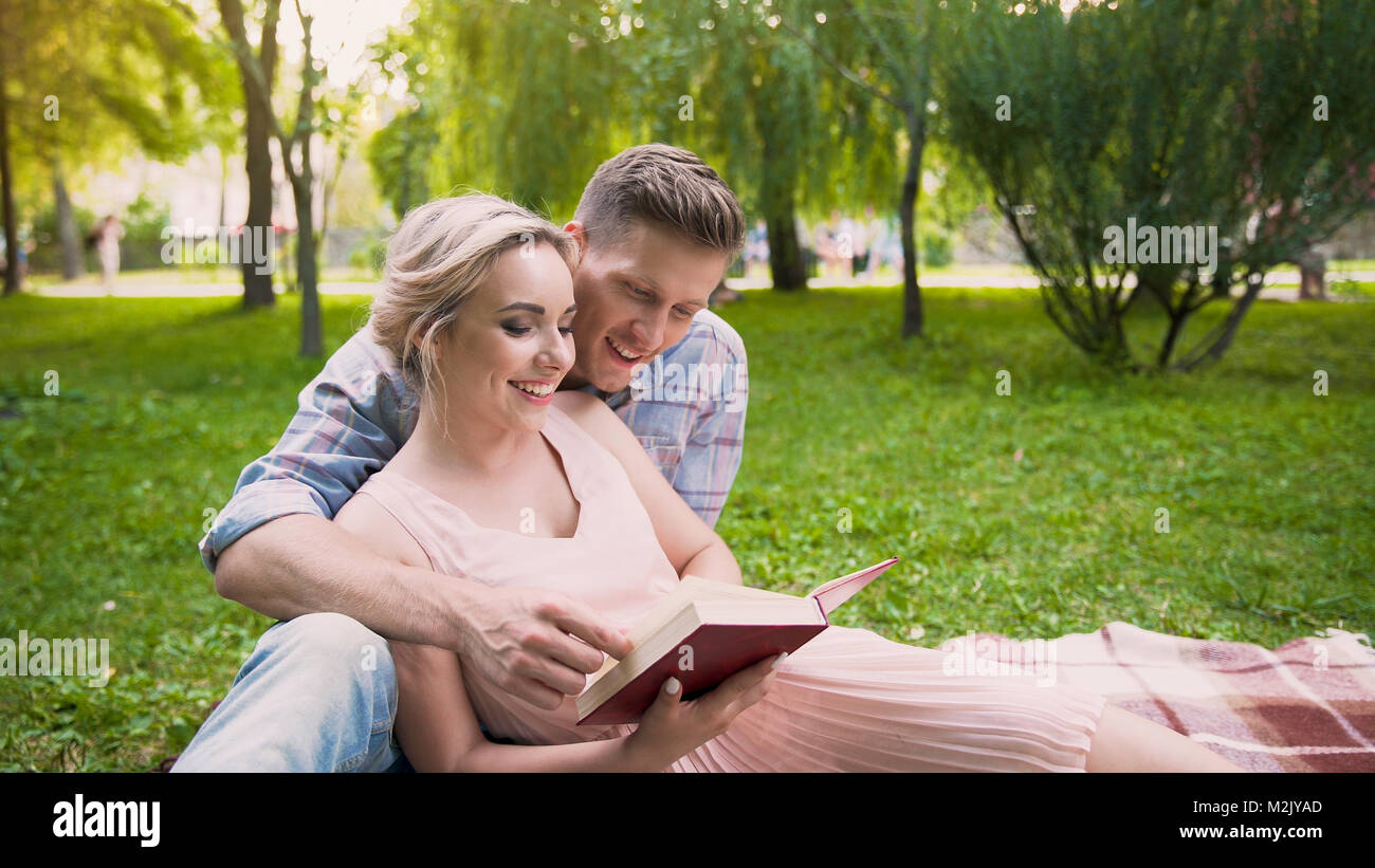 Girlfriend couple hi-res stock photography and images - Alamy