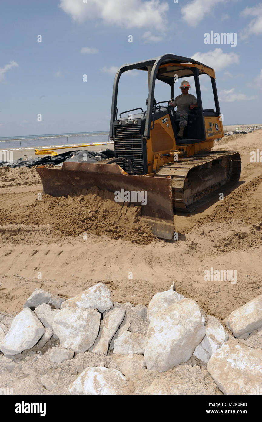 John deere bulldozer hi-res stock photography and images - Alamy