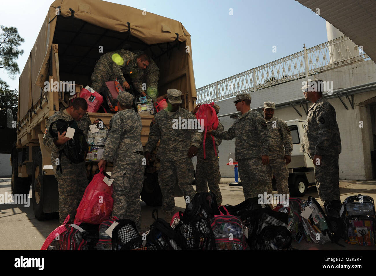 BATON ROUGE, La. – Louisiana National Guardsmen, 927th Sapper Company ...