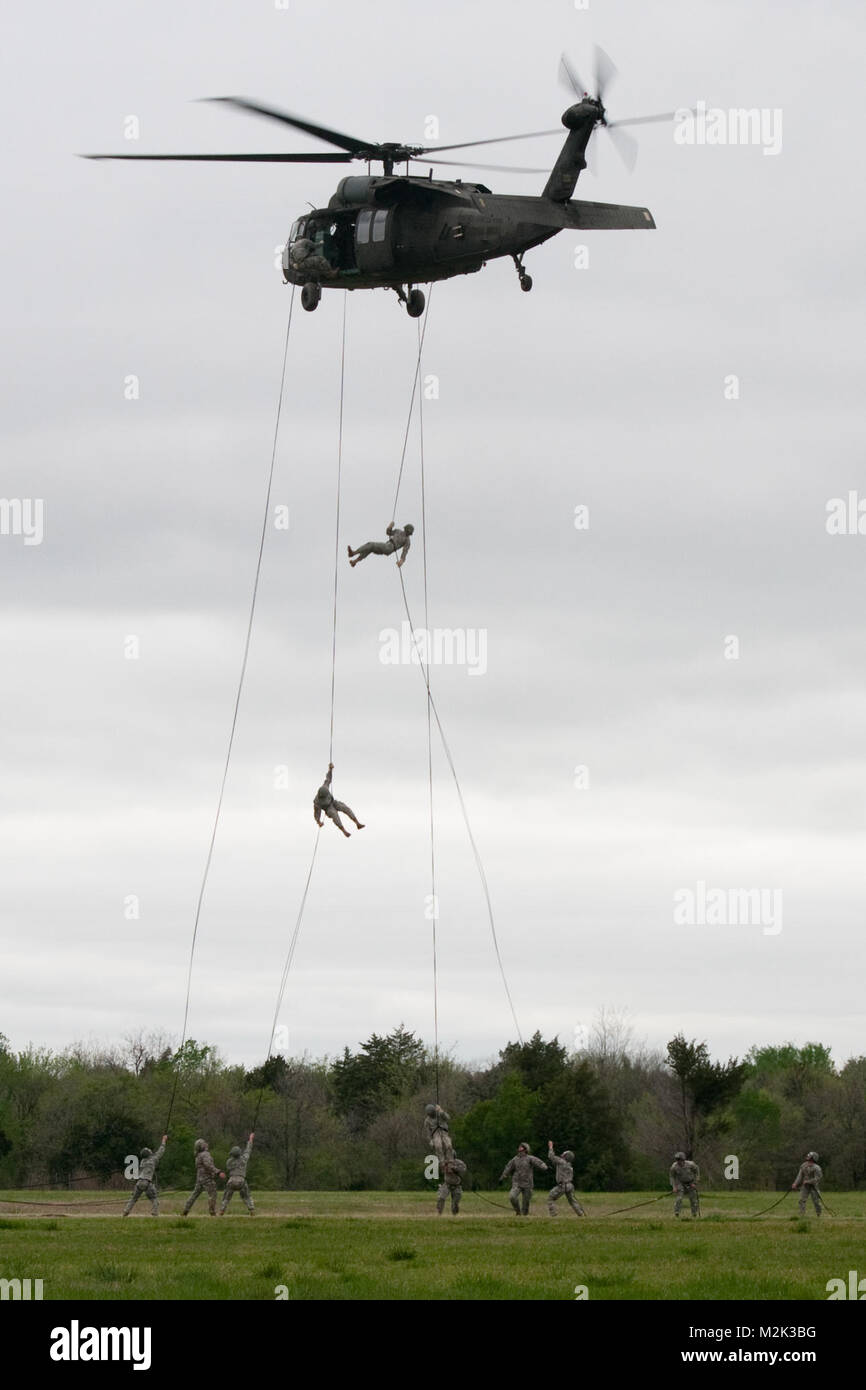 Air Assault Training by The National Guard Stock Photo - Alamy