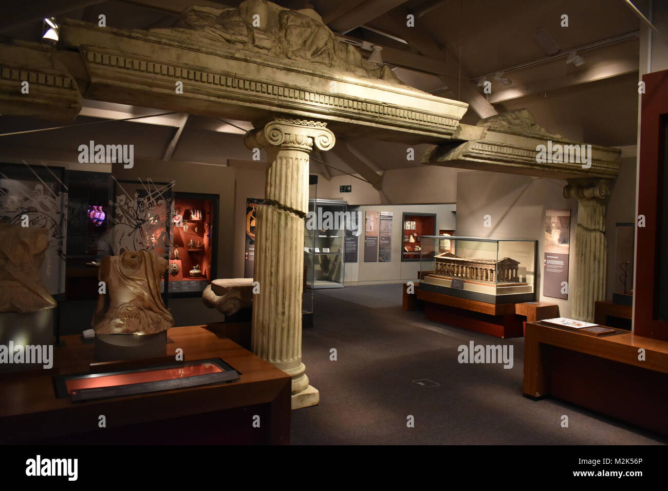Leeds Art Gallery and City Museum Stock Photo - Alamy