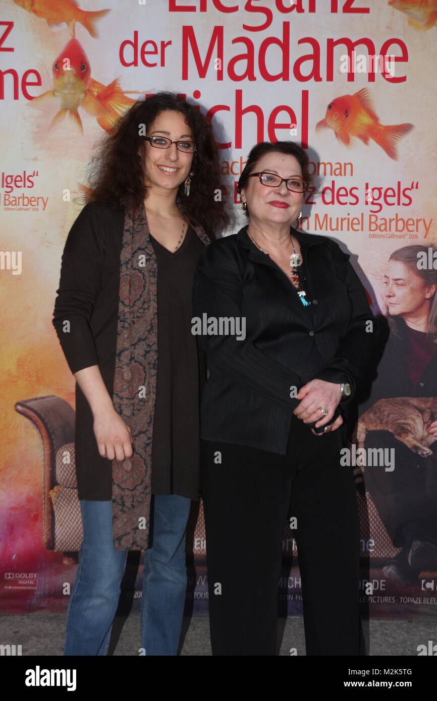 Achache hi-res stock photography and images - Alamy