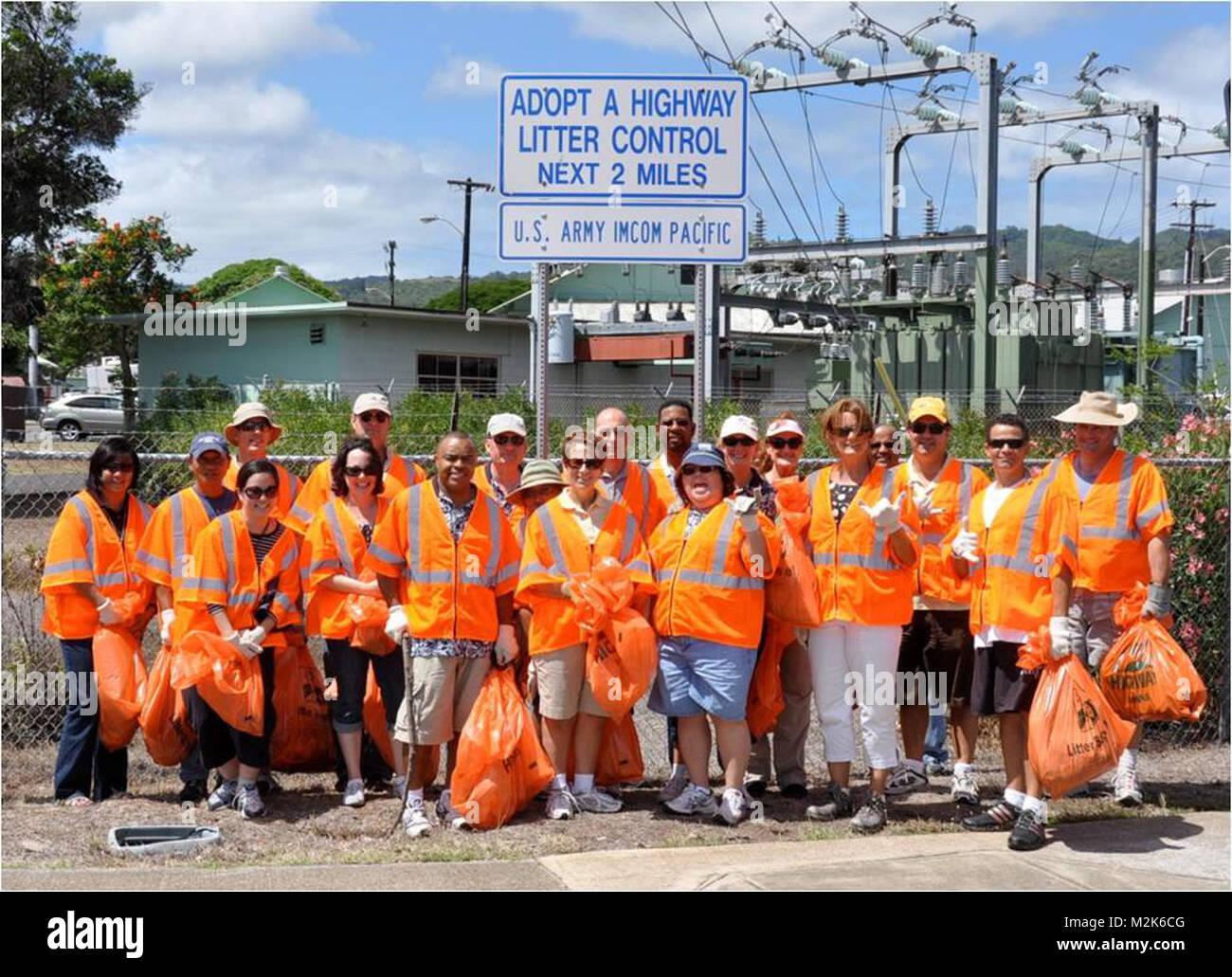 Adopt a Highway 2010 Group by Army IMCOM-Pacific Stock Photo - Alamy