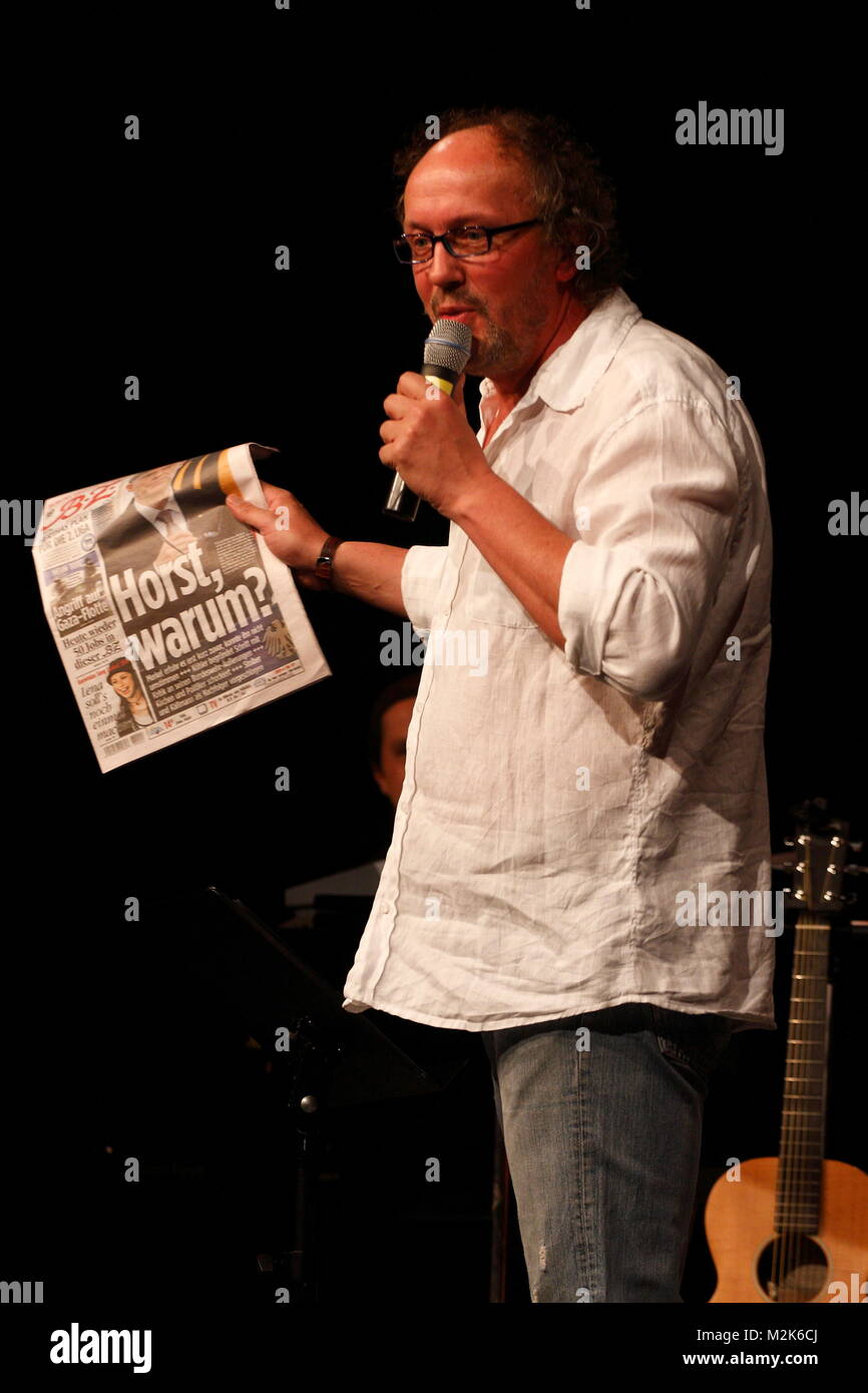 Comedian Olm High Resolution Stock Photography and Images - Alamy