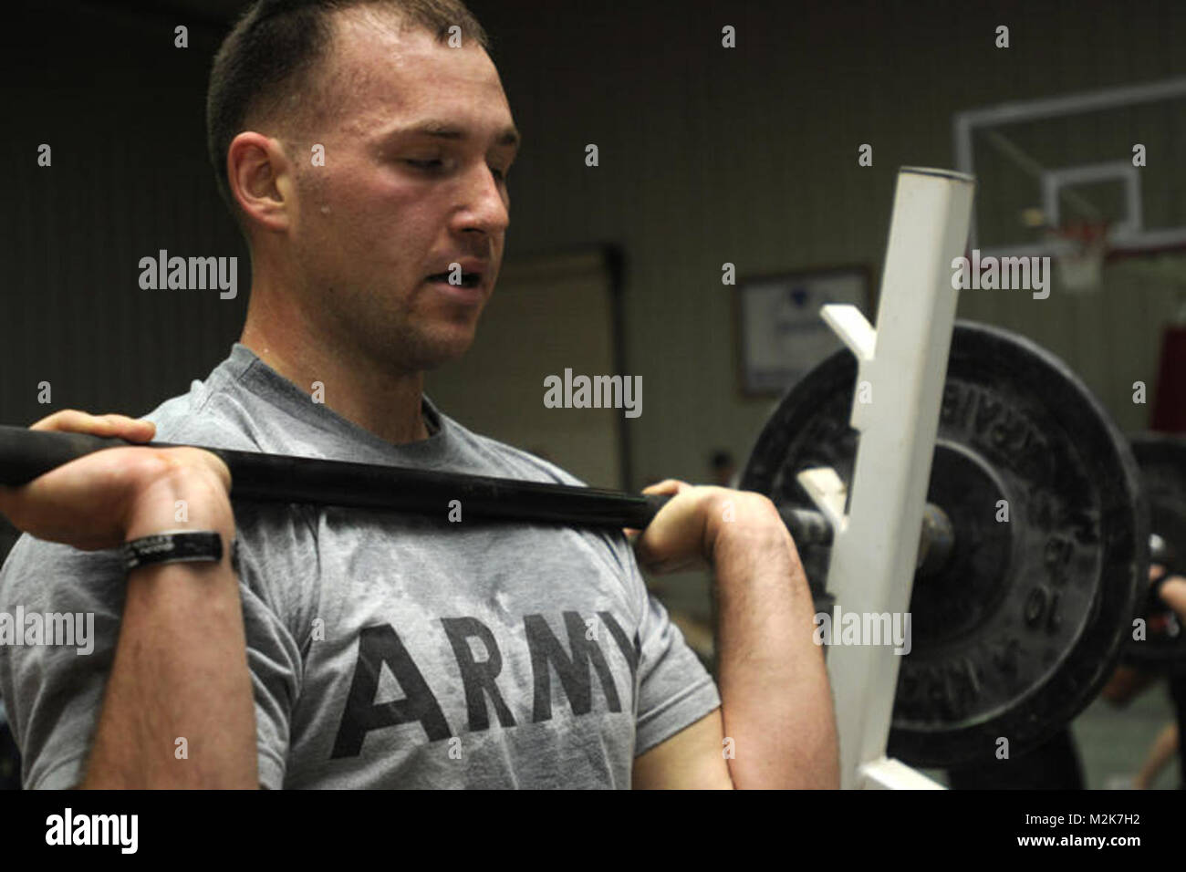 Completing another military press by 1st Armored Division and Fort ...