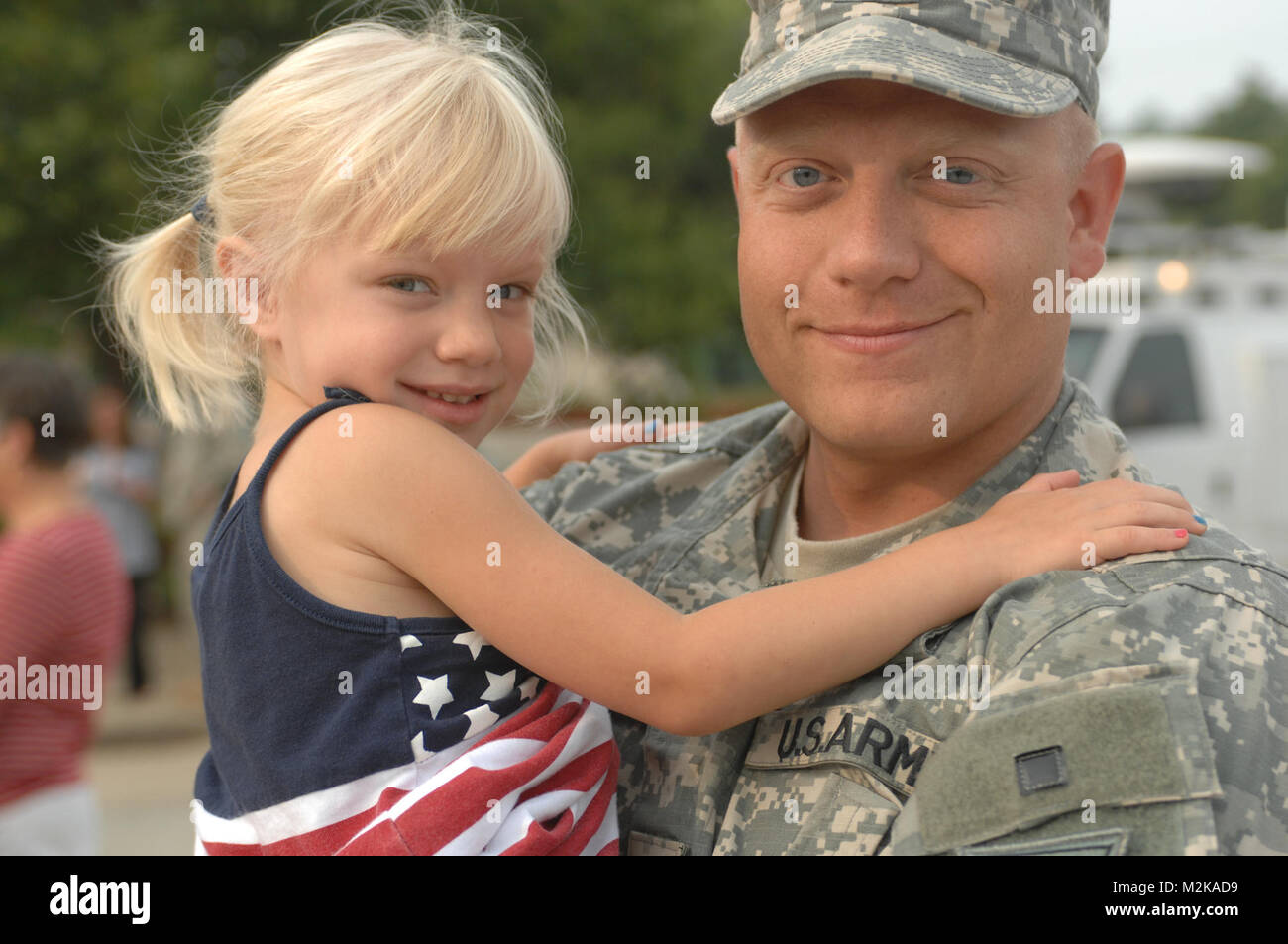 Ohio National Guard Captain hugs daughter by Ohio National Guard Stock ...