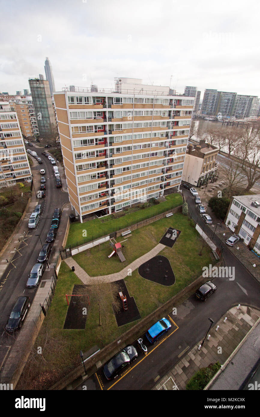 Churchill Gardens Estate, View from Ripley House - Pimlico, London ...