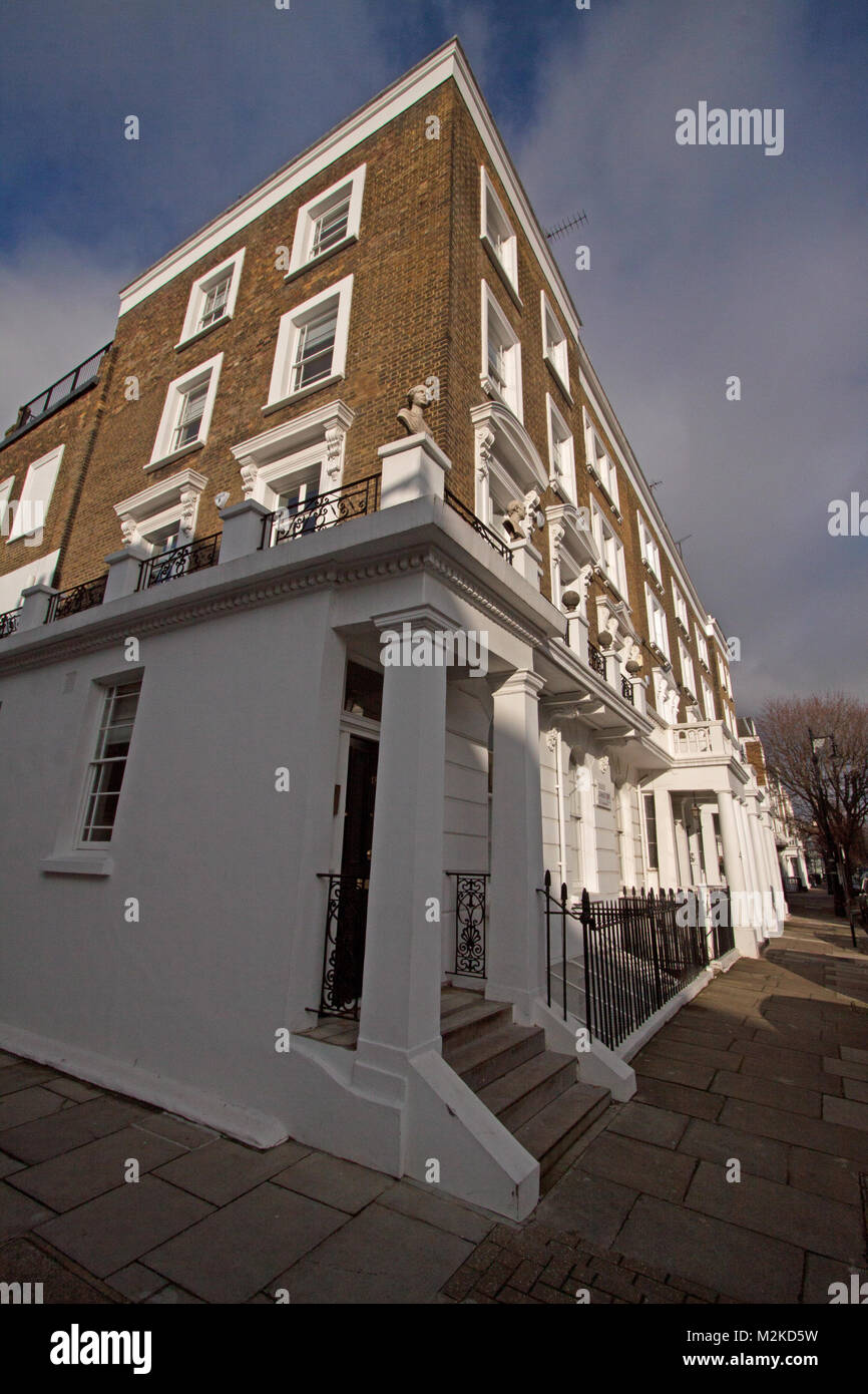 Thomas Cubitt Stucco Houses - Sussex Street from Westmoreland Place ...