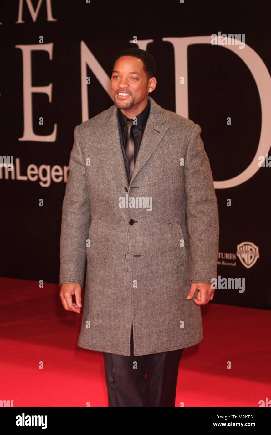 * will smith - i am legend Stock Photo - Alamy