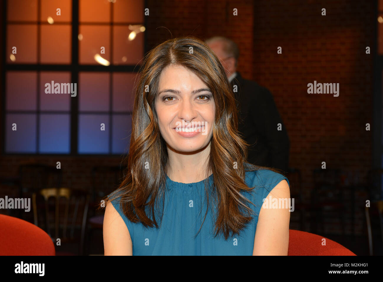 Nachrichtensprecherin hi-res stock photography and images - Alamy