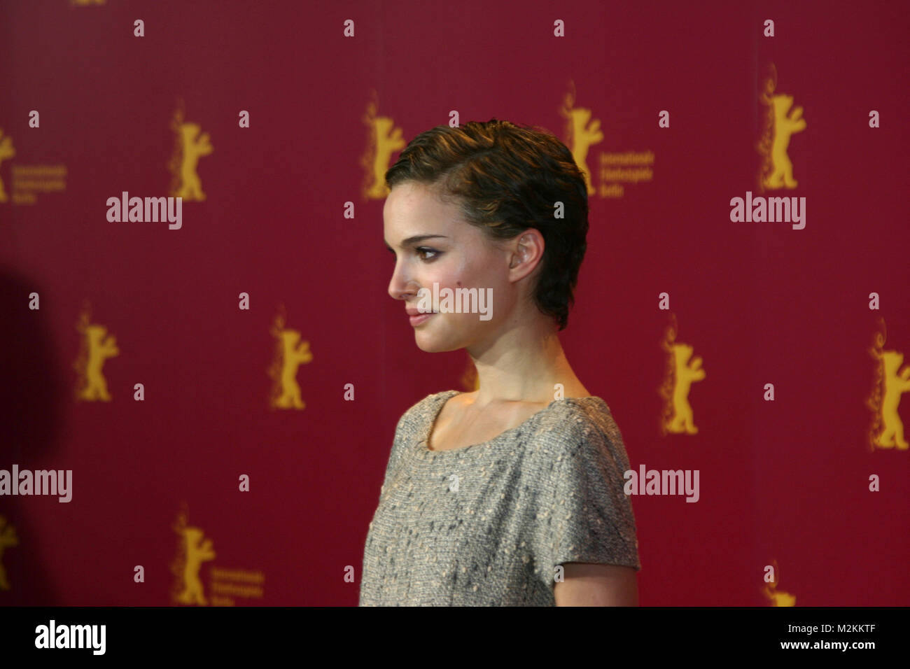 Natalie portman vendetta 2006 hi-res stock photography and images - Alamy